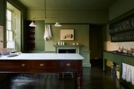 Comment Studio Pauline Borgia transforme un micro-appartement parisien ...